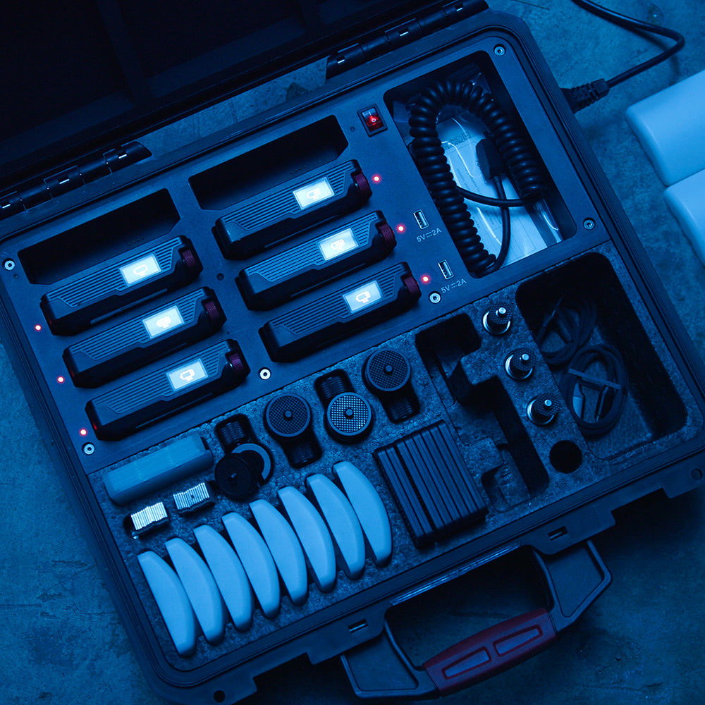 Aputure MC Pro 8-Light Kit RGBWW Mini LED Panel Light